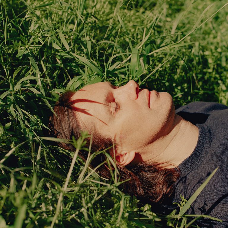 Rhye releases new single/video Come In Closer – Last Gang Records